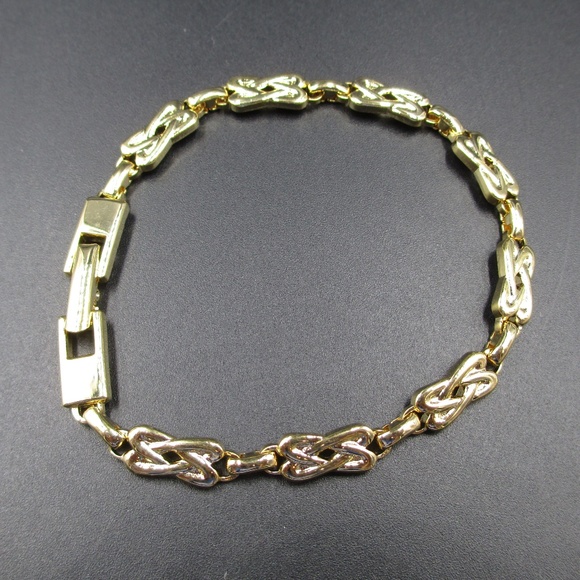 Jewelry | Vintage 8 Inch Gold Tone Infinity Chain Bracelet | Poshmark
